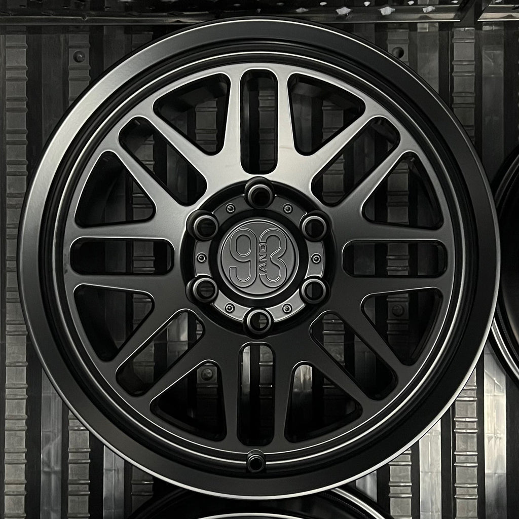 FRS-01 Smooth Lip | Matte Black | 6x135 | 17x8.5, +18mm Offset