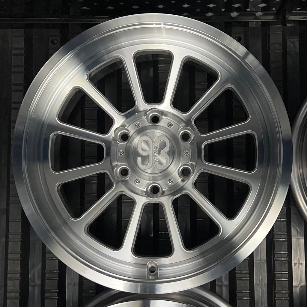 FRS-12 Smooth Lip | Machined w/ Gloss Clear | 6x135 | 17x8.5, 0mm Offset